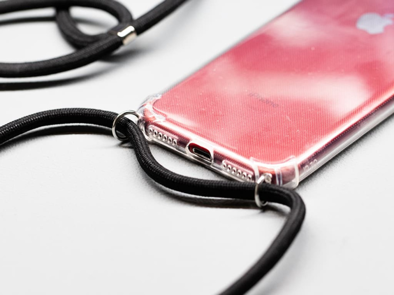 Obal se šňůrkou na krk pro váš iPhone!